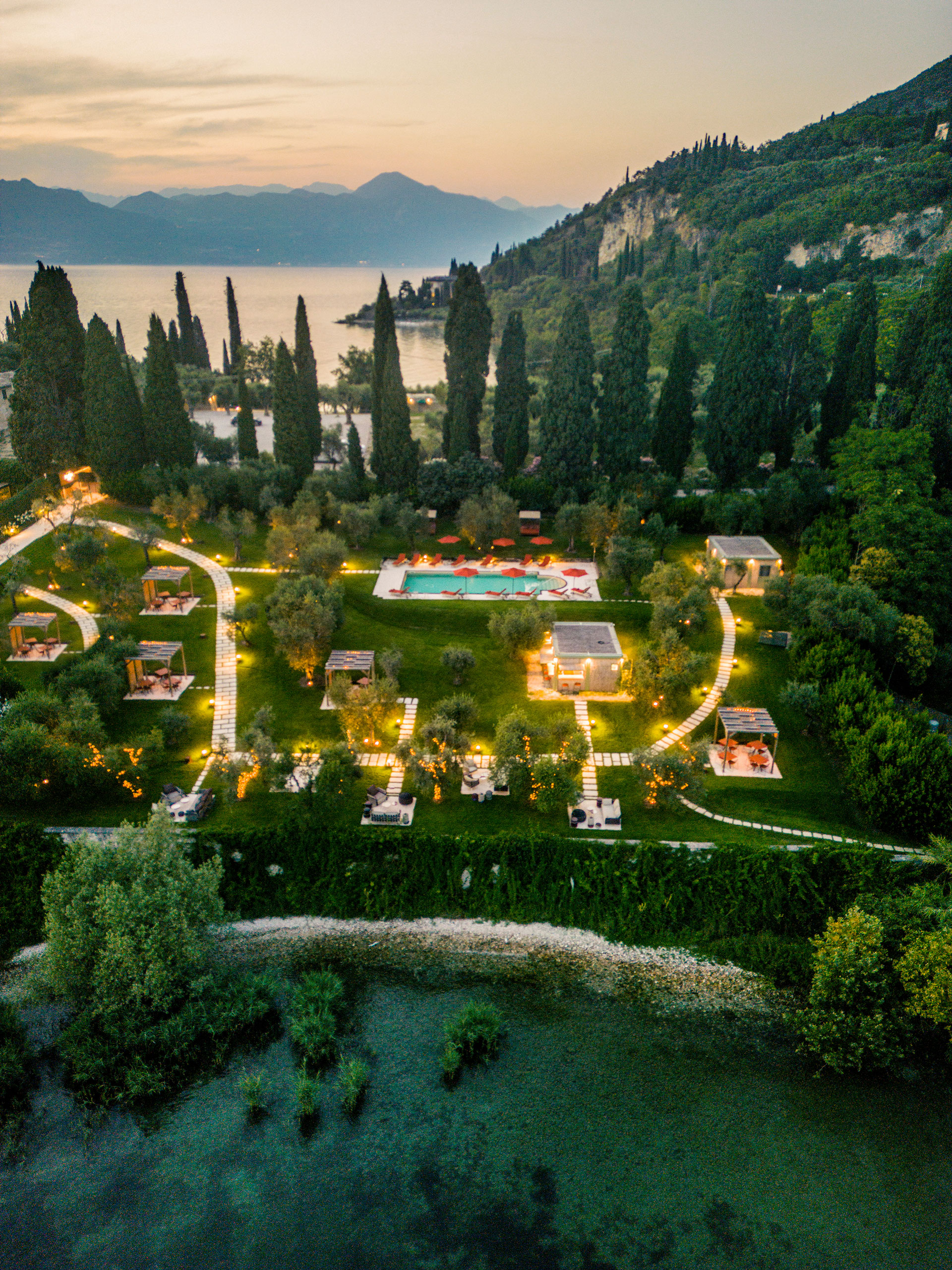 Terrace - Riviera Lake